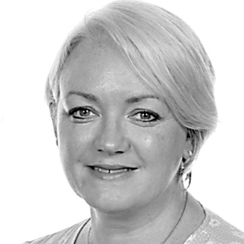 Sefydliad Cyfarthfa Foundation | About