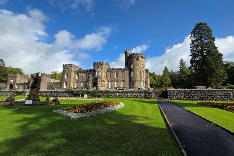 Sefydliad Cyfarthfa Foundation | Llafur Conference: History and ...